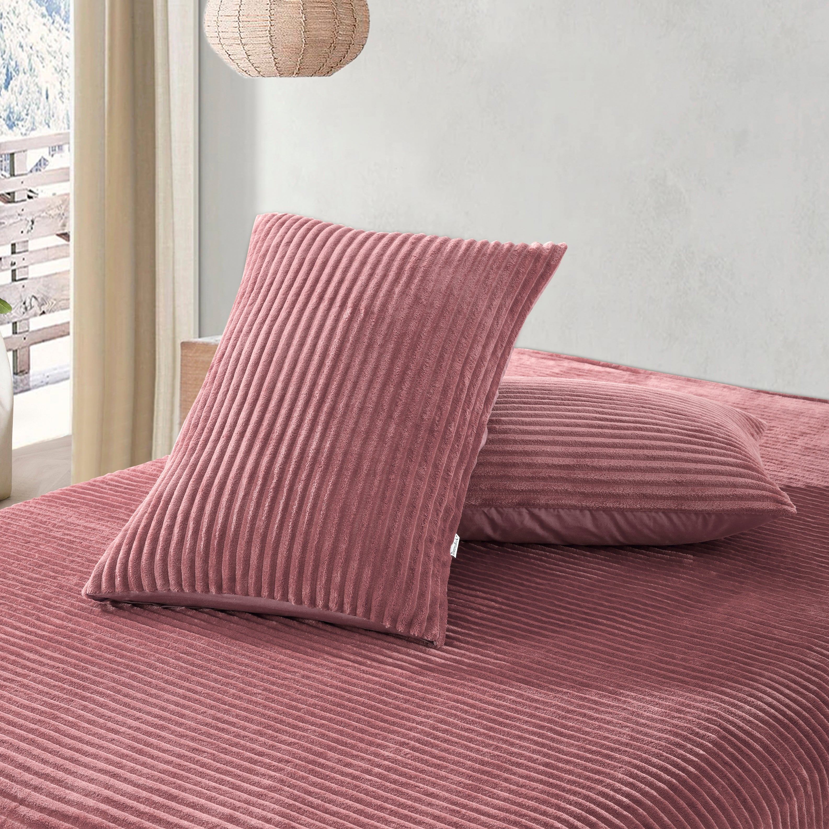 Embossed Teddy Fleece Quilt Cover Set Blush – Dreamaker